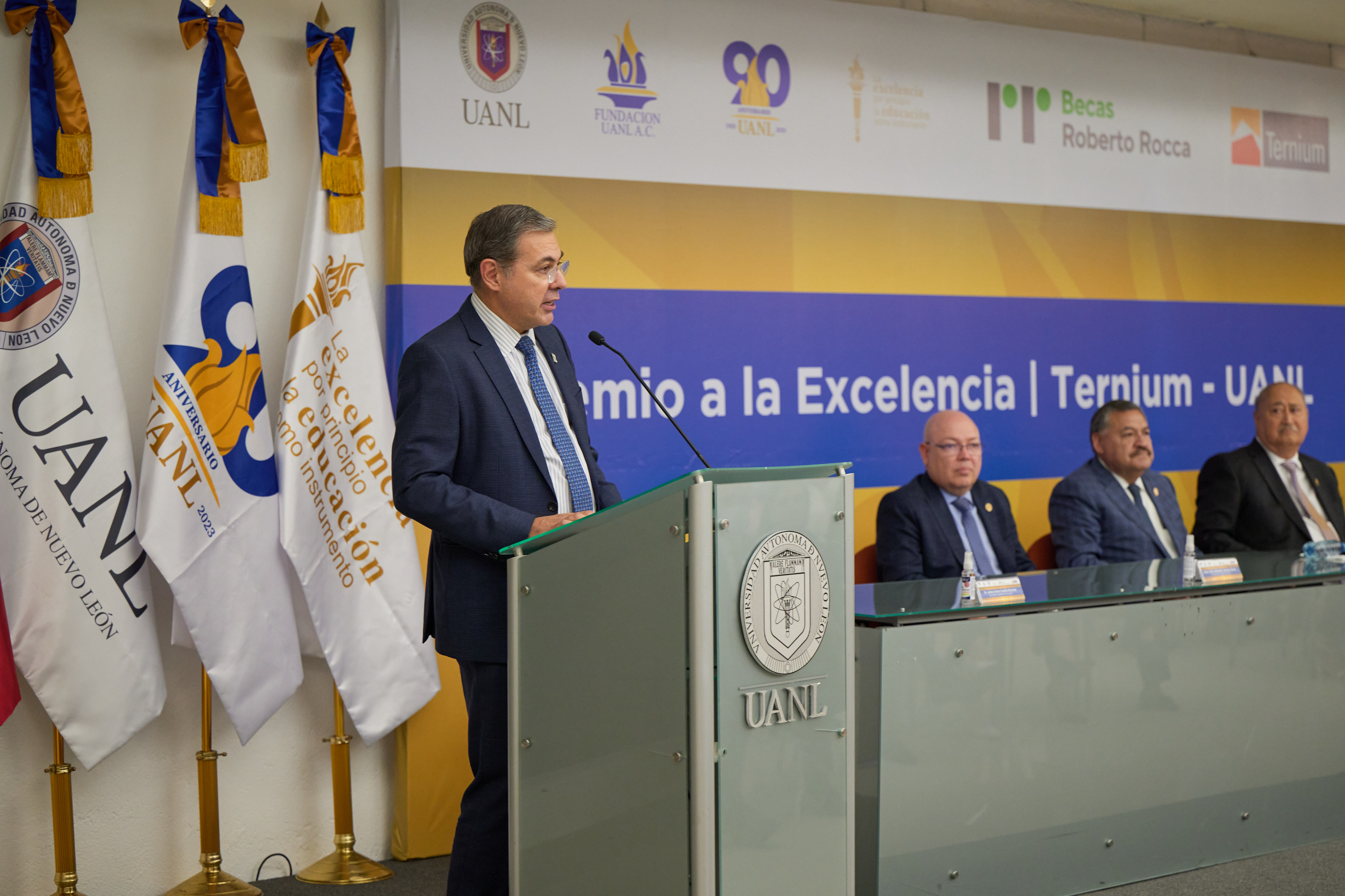 Ternium inaugura el Premio a la Excelencia UANL