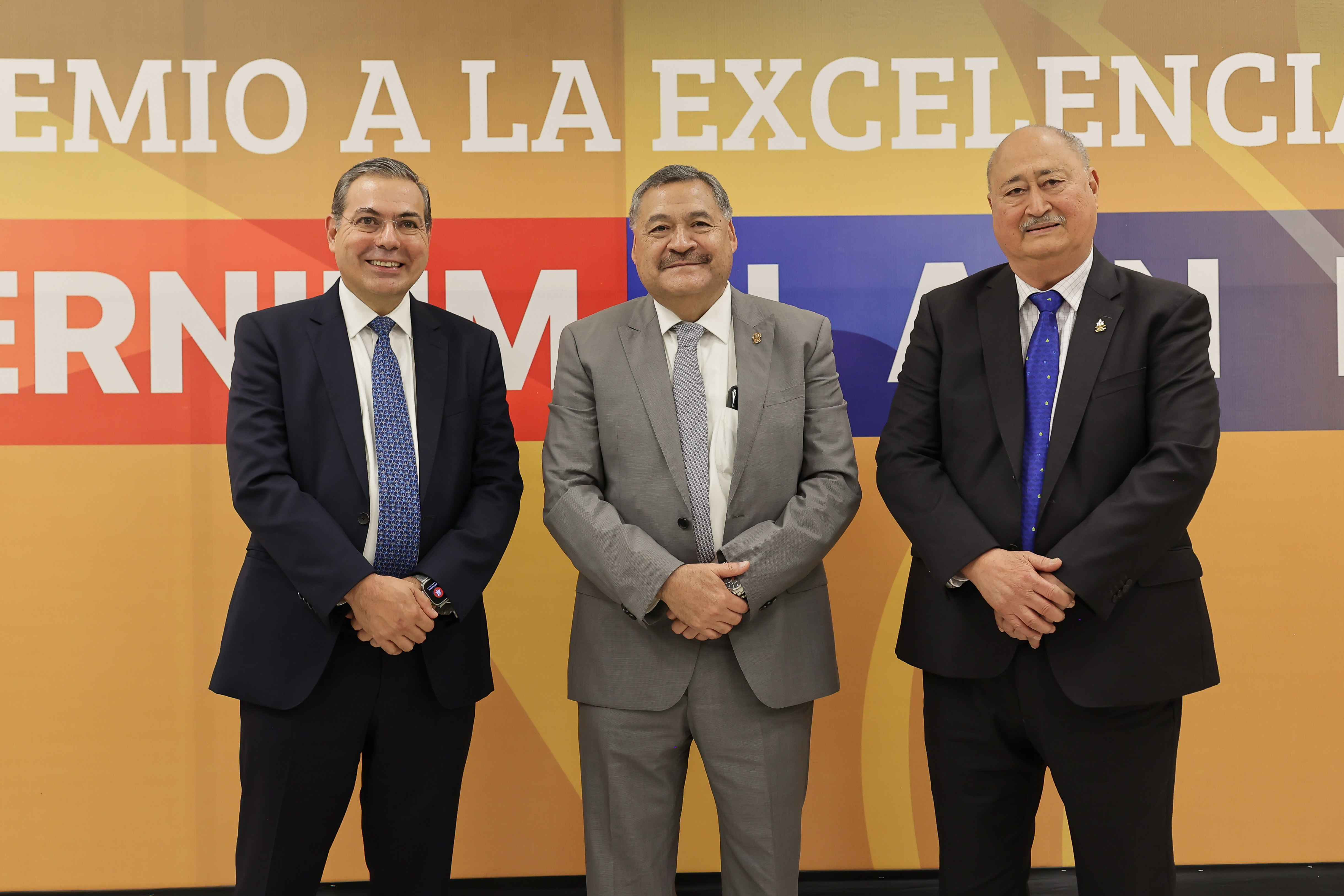 Busca Ternium a los alumnos más destacados de la UANL